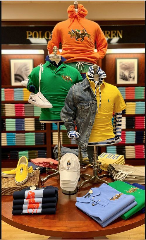 13 tecniche di visual merchandising per esporre i prodotti [2025]